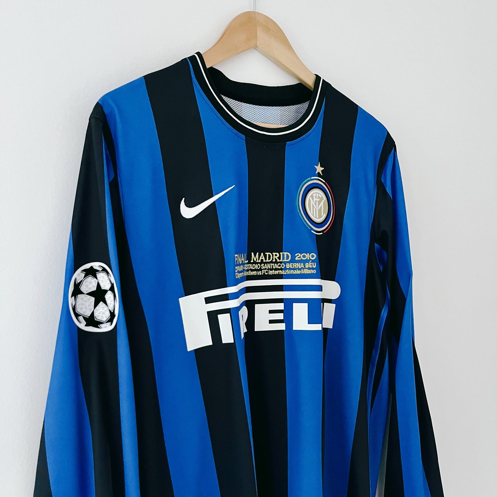 Retro Inter Milan Shirt 2010 Champions League Final – FC Retro